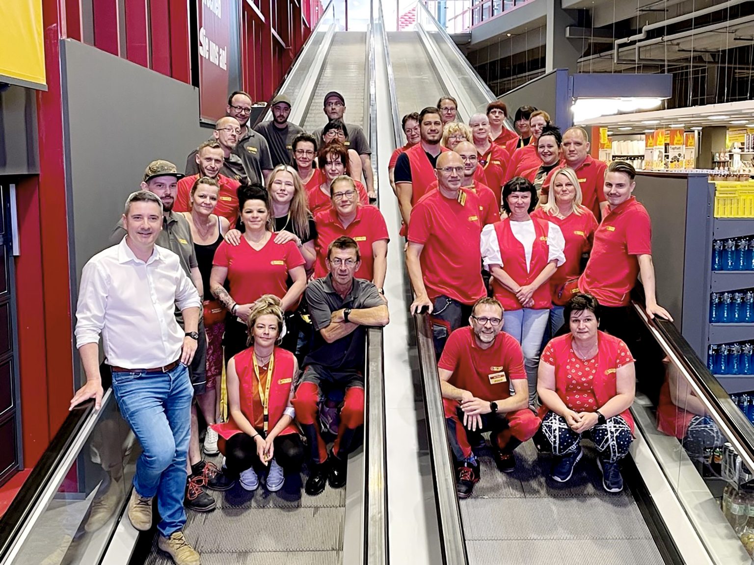 POCO startet mit zukunftsweisendem Marktauftritt am neuen Standort Gera ...