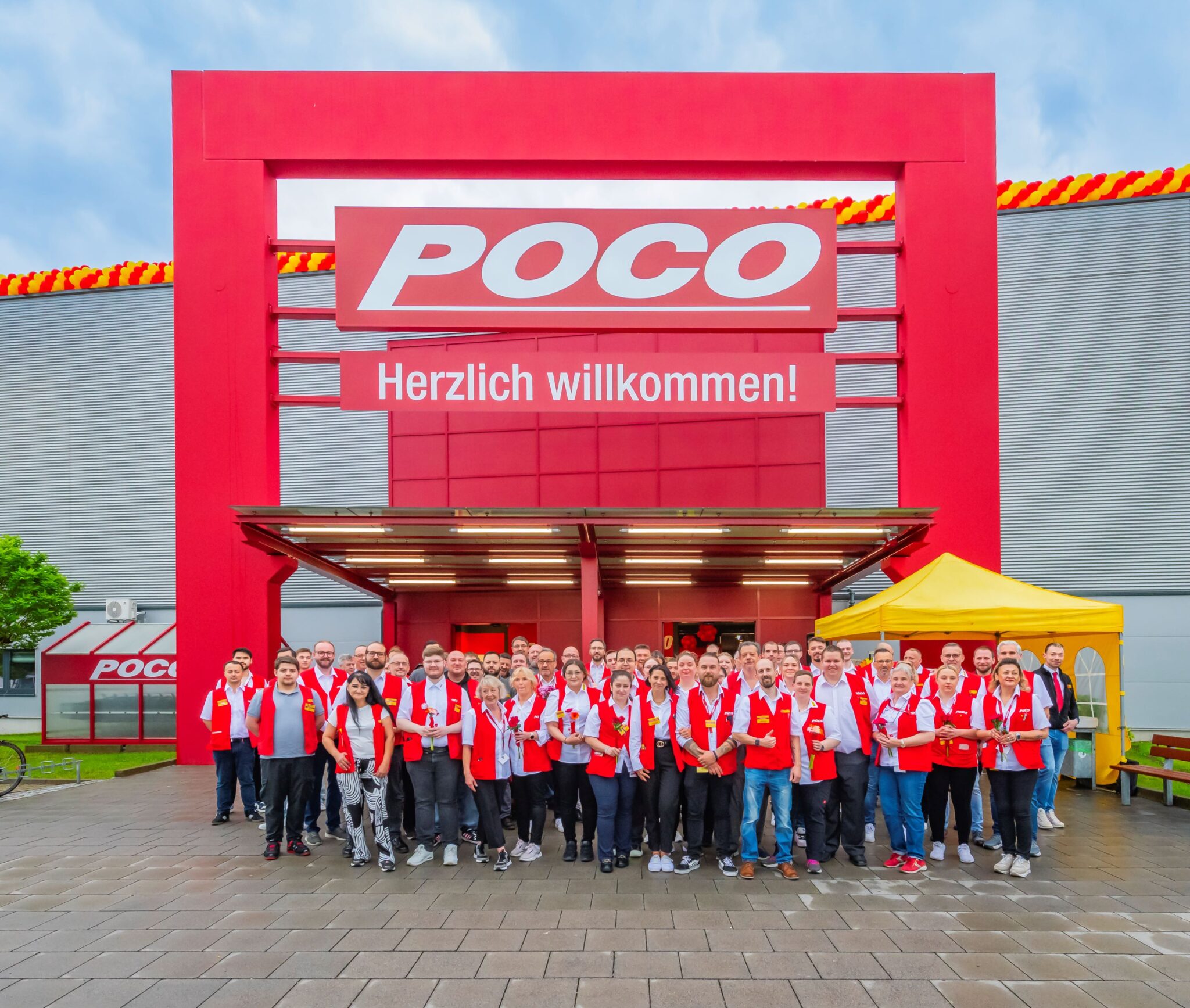 Augsburg bekommt zweiten POCO-Markt – mehr als 10.000 feiern mit - POCO ...